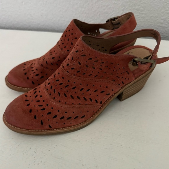 Sofft | Shoes | Sofft Alyce Rust Suede Perforated Boho Western Heeled ...